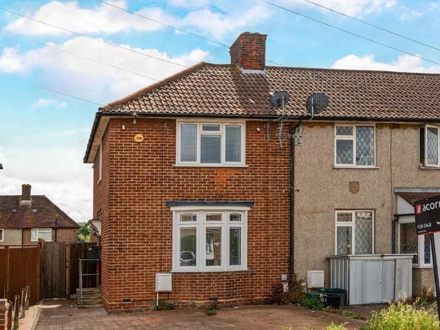 2 bedroom end of terrace house for sale
