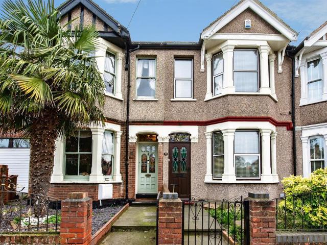 2 bedroom end of terrace house for sale