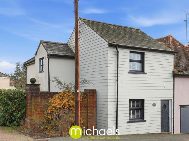 2 bedroom end of terrace house for sale