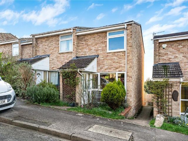 2 bedroom end of terrace house for sale