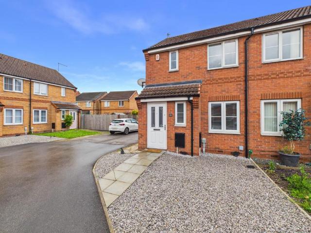 2 bedroom end of terrace house for sale