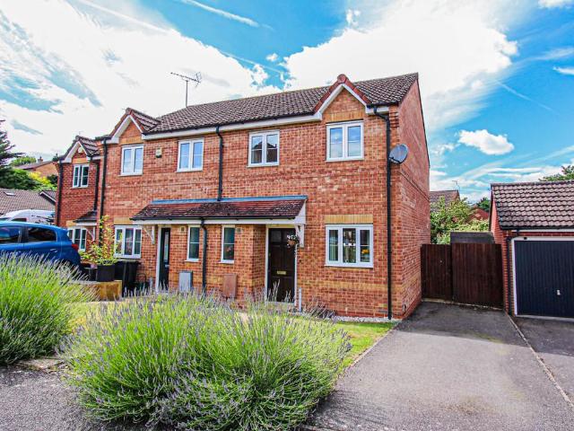 2 bedroom end of terrace house for sale