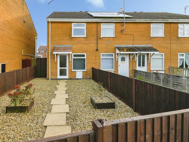2 bedroom end of terrace house for sale