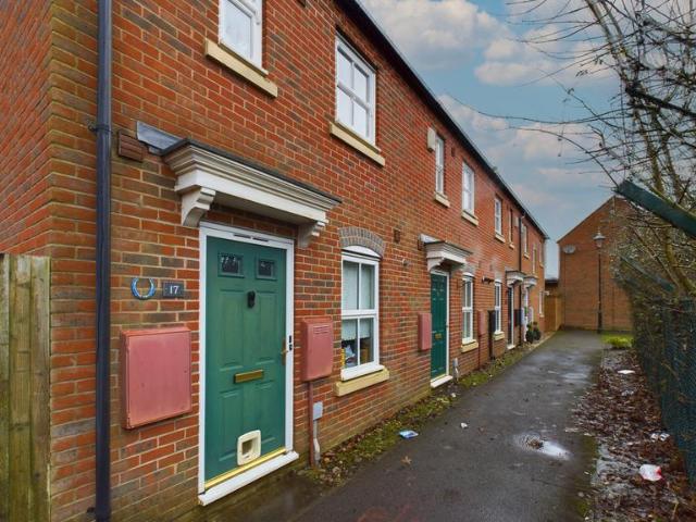 2 bedroom end of terrace house for sale