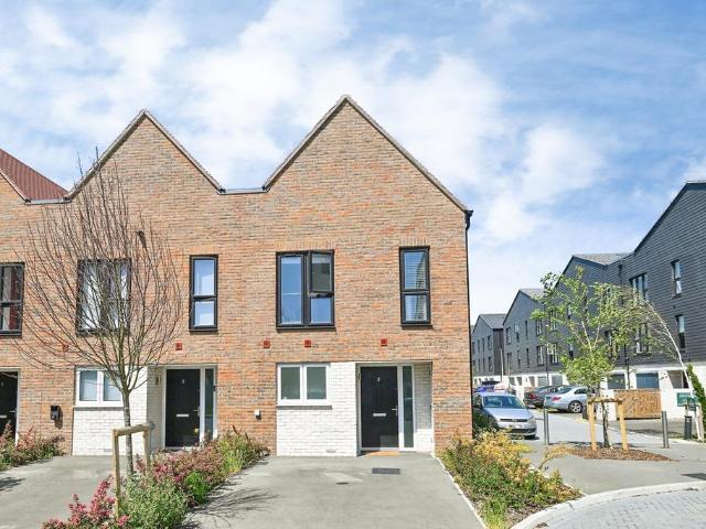 2 bedroom end of terrace house for sale