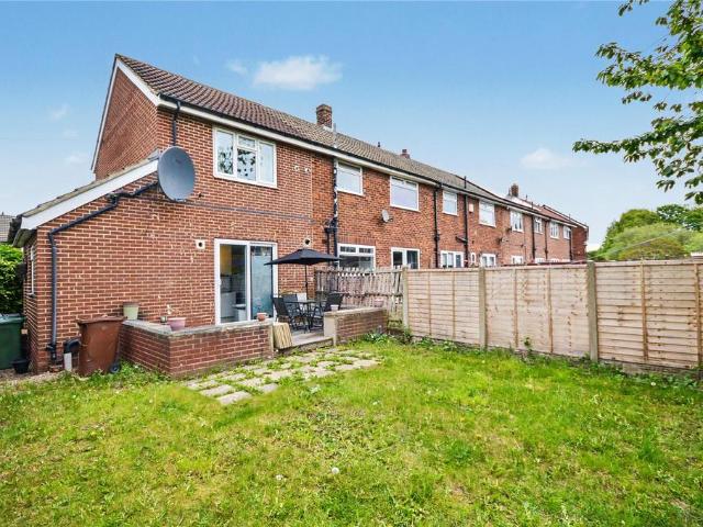 2 bedroom end of terrace house for sale