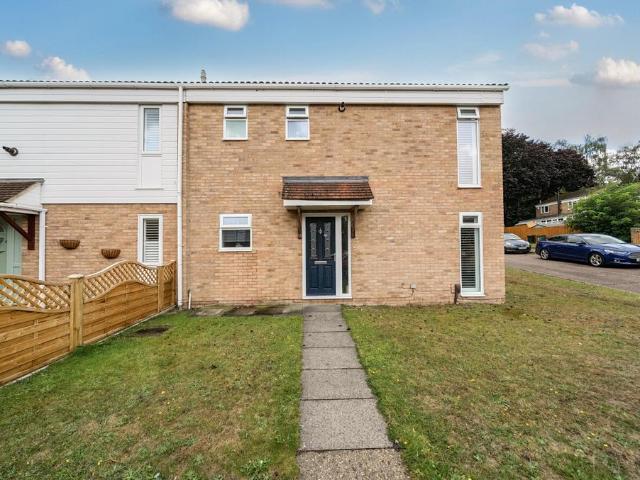 2 bedroom end of terrace house for sale
