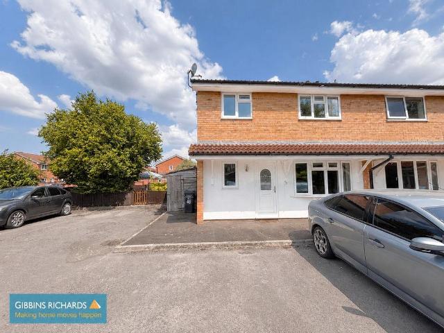 2 bedroom end of terrace house for sale