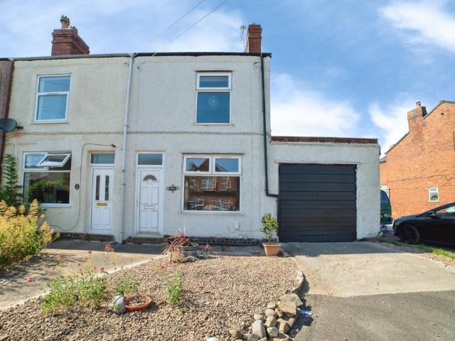 2 bedroom end of terrace house for sale