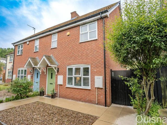 2 bedroom end of terrace house for sale