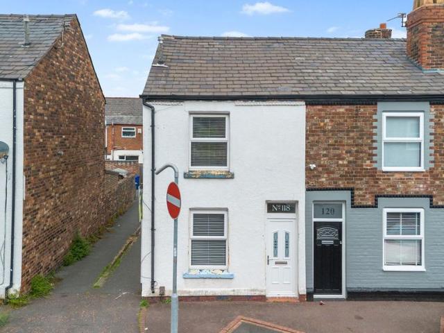 2 bedroom end of terrace house for sale