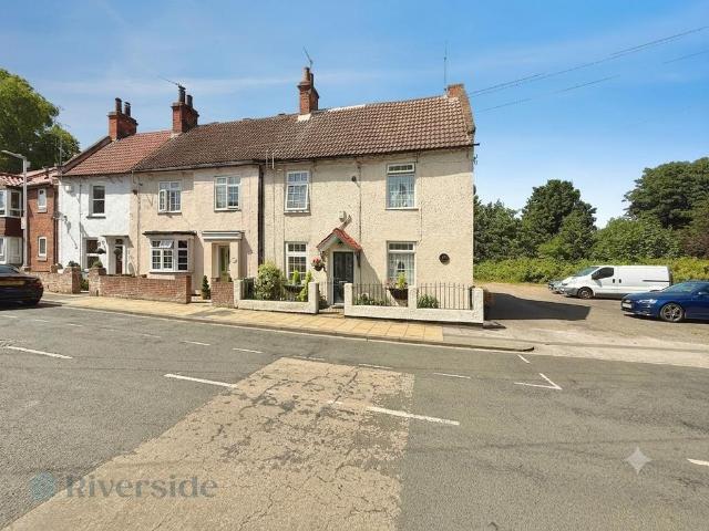 2 bedroom end of terrace house for sale