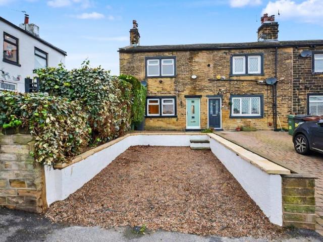 2 bedroom end of terrace house for sale