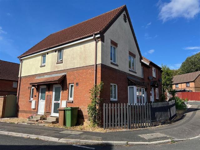 2 bedroom end of terrace house for sale