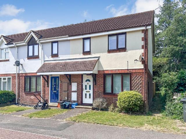 2 bedroom end of terrace house for sale