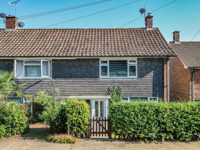 2 bedroom end of terrace house for sale