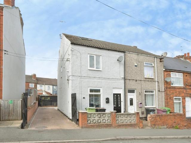 2 bedroom end of terrace house for sale