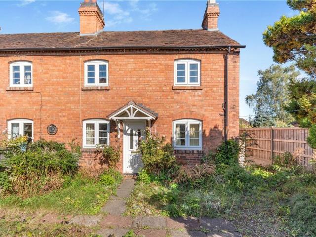 2 bedroom end of terrace house for sale
