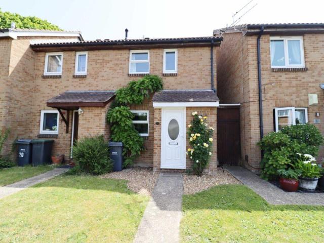 2 bedroom end of terrace house for sale
