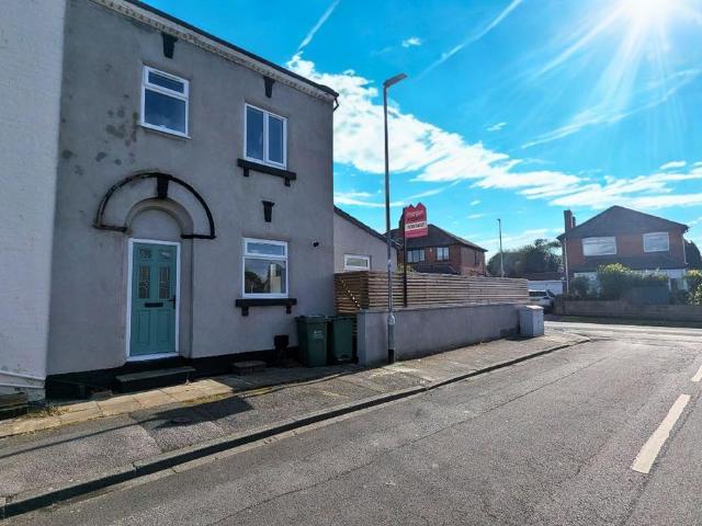 2 bedroom end of terrace house for sale