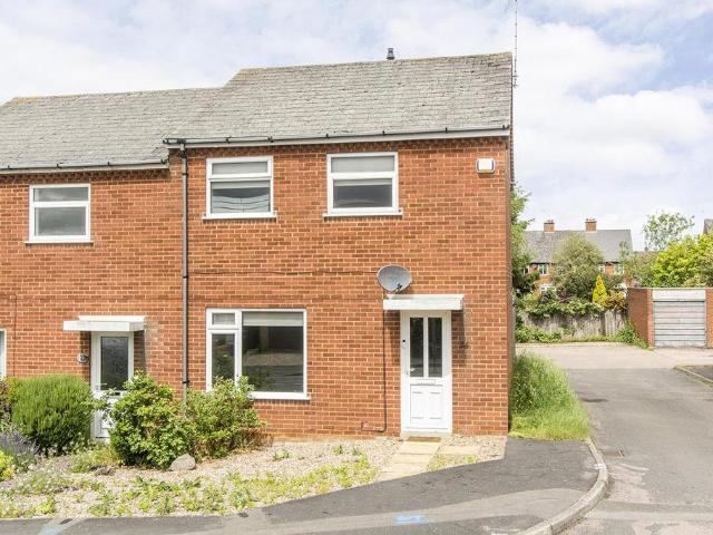 2 bedroom end of terrace house for sale