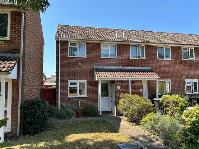 2 bedroom end of terrace house for sale