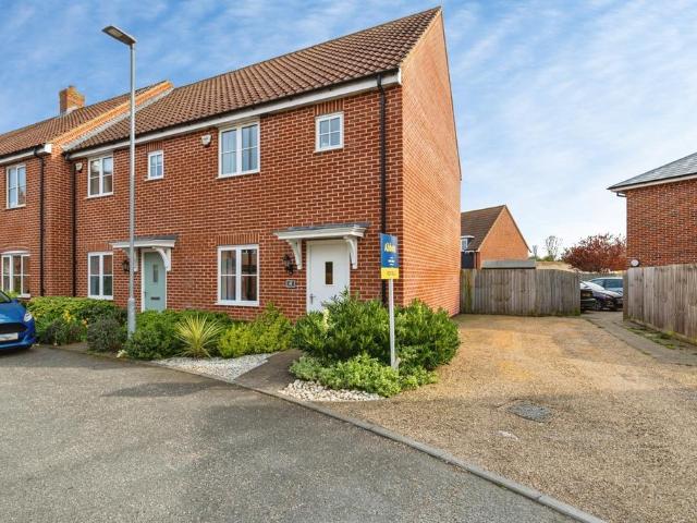 2 bedroom end of terrace house for sale