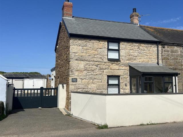 2 bedroom end of terrace house for sale