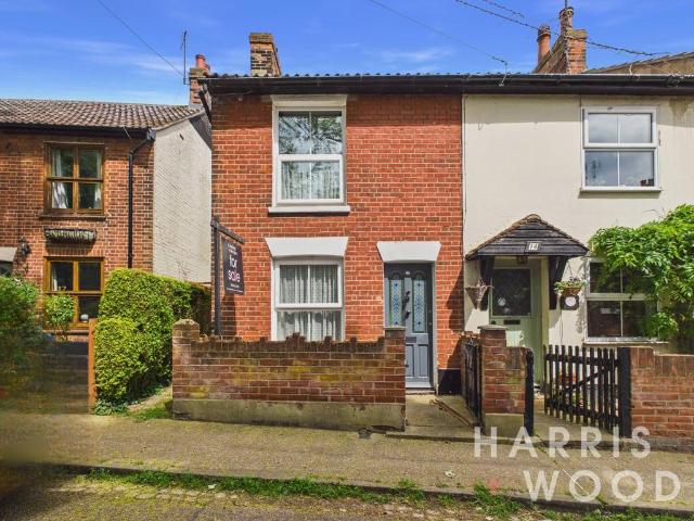 2 bedroom end of terrace house for sale