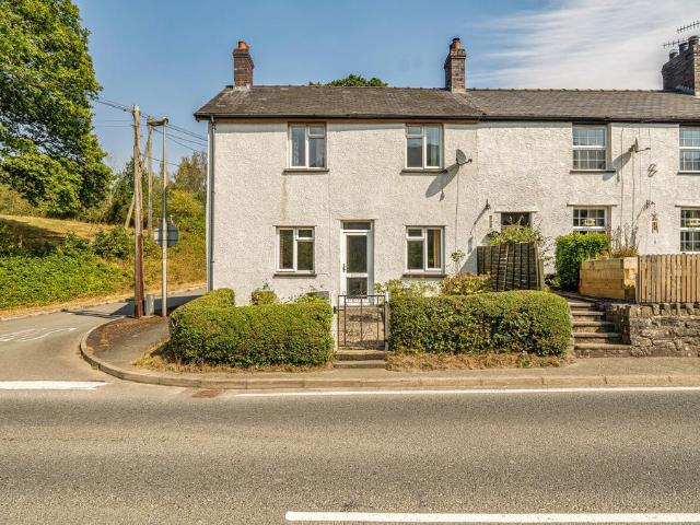 2 bedroom end of terrace house for sale