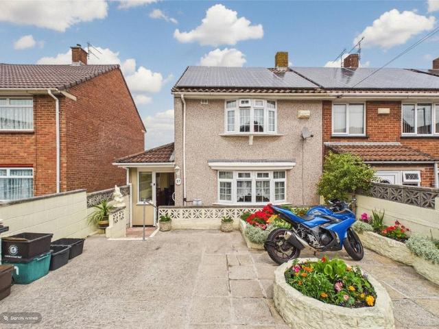 2 bedroom end of terrace house for sale