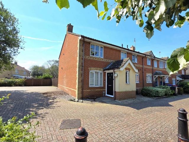 2 bedroom end of terrace house for sale
