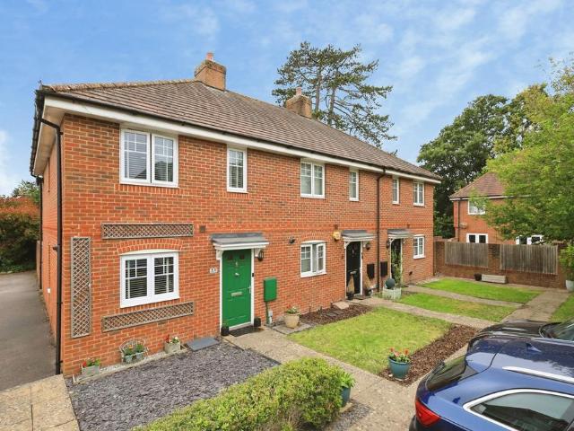 2 bedroom end of terrace house for sale