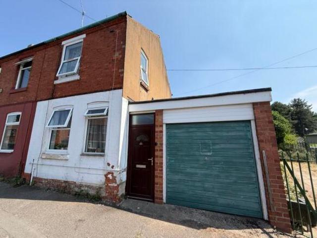 2 bedroom end of terrace house for sale in 113 Austin Street, Nottingham, Nottinghamshire NG6 9HE, NG6