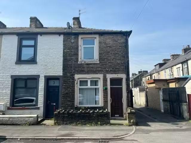 2 bedroom end of terrace house for sale in 1 Ribblesdale Stree.