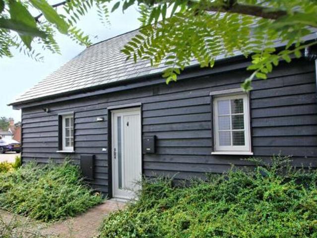 2 Bedroom End Of Terrace House For Sale In Codicote, Hertfordshire