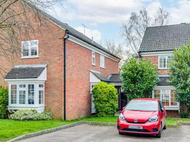 2 Bedroom End Of Terrace House For Sale In Codicote, Hertfordshire