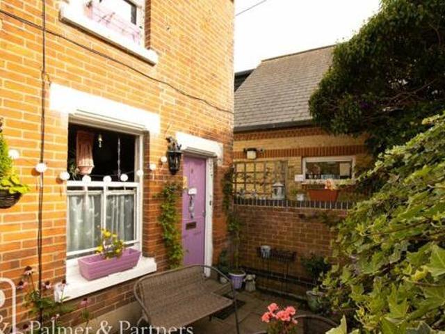 2 Bedroom End Of Terrace House For Sale In Colchester, Essex