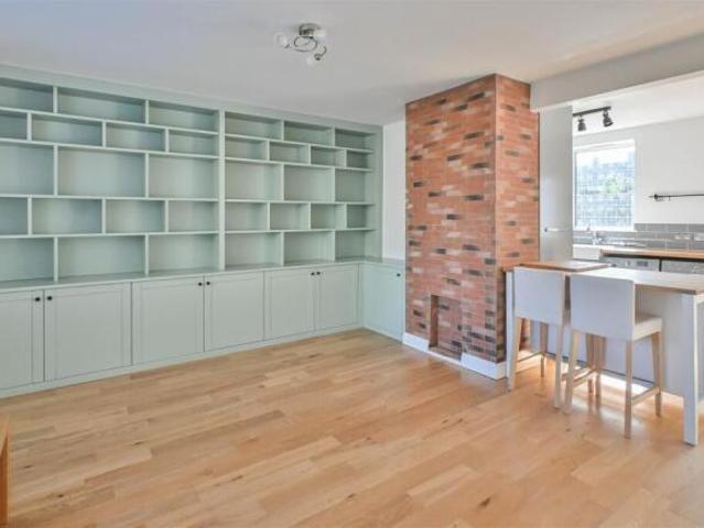 2 bedroom end of terrace house for sale in Coram Green, Hutton, Brentwood, CM13