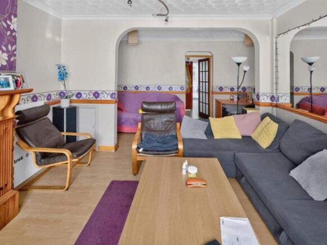 2 bedroom end of terrace house for sale in Cornelly Street, Cardiff, CF14