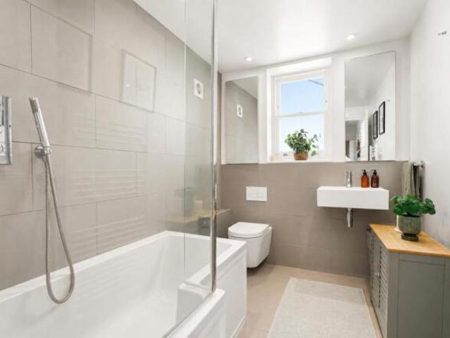 2 bedroom end of terrace house for sale in Catherine Street, St. Albans, Hertfordshire, AL3