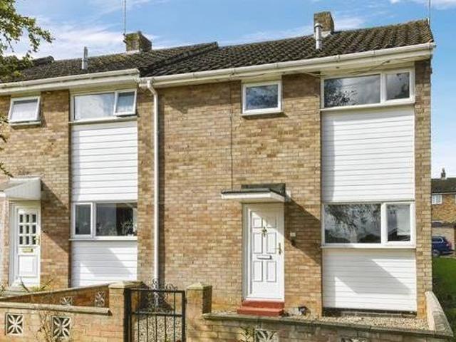2 bedroom end of terrace house for sale in Caie Walk Bury St Edmunds IP33