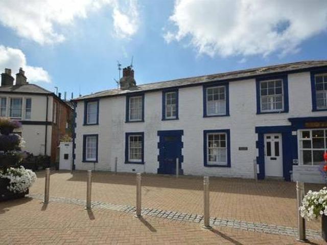 2 bedroom end of terrace house for sale in Central Ryde PO33