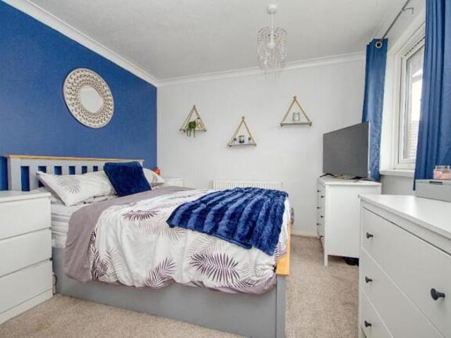 2 bedroom end of terrace house for sale in Cerne Close, Southampton, Hampshire, SO18