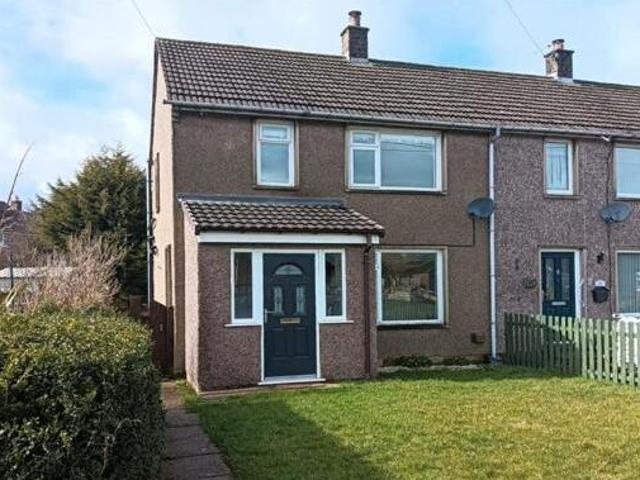 2 Bedroom End Of Terrace House For Sale In Chapel en le frith