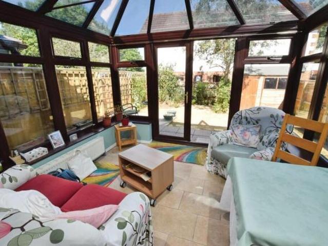2 bedroom end of terrace house for sale in Chardstock Close, Barton Grange, EX1