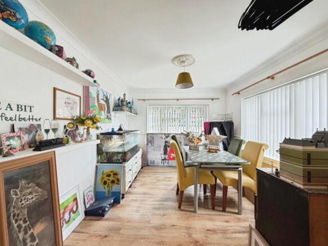 2 bedroom end of terrace house for sale in Cheriton Avenue, Southampton, SO18 5JB, SO18