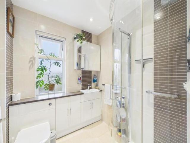 2 bedroom end of terrace house for sale in City Road, Tilehurst, Reading, RG31