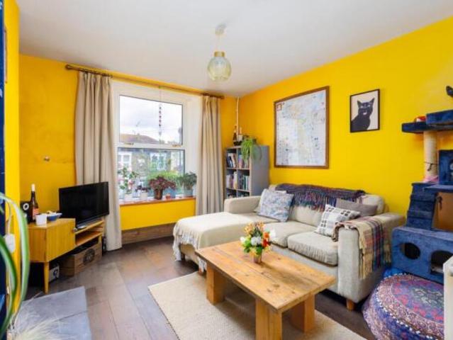 2 bedroom end of terrace house for sale in Clouds Hill Road, St George, BS5