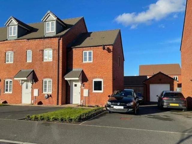 2 Bedroom End Of Terrace House For Sale In Cranfield, Bedford
